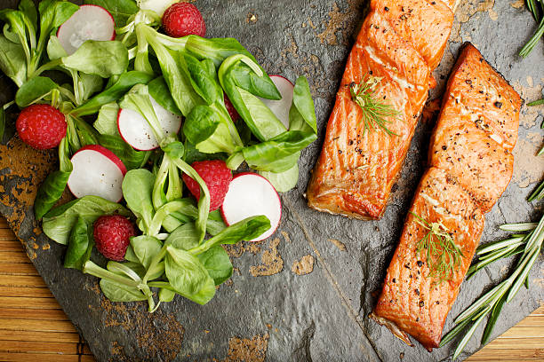 Eating Fish Pictures | Download Free Images on Unsplash
