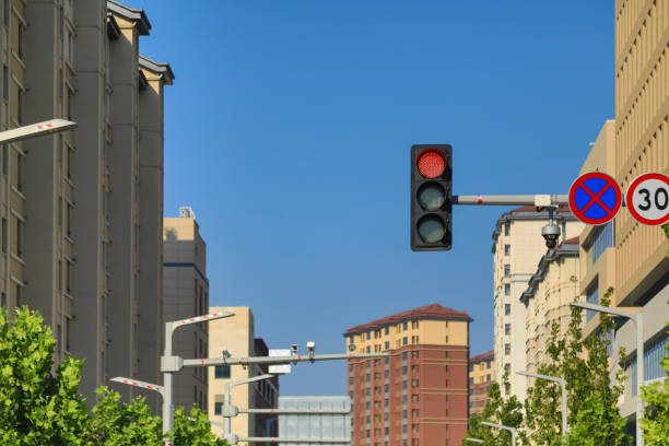 Free Stock Photo of Traffic Light in the Middle of a City | Download ...