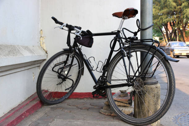 Free picture: A medium size bicycle parked on a sidewalk on a street