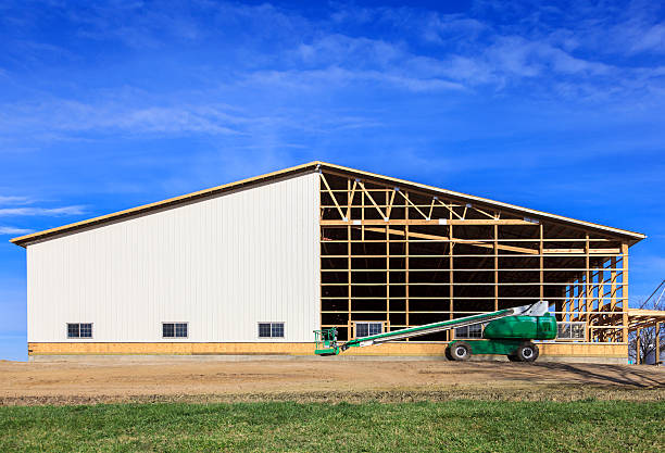 Farm Building Pictures | Download Free Images on Unsplash