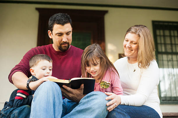 Christian Family Pictures | Download Free Images on Unsplash