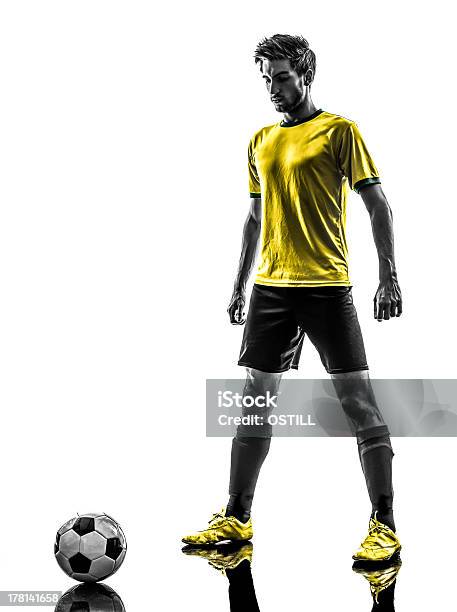 Brazilian Soccer Player 실루엣 축구 선수에 대한 스톡 사진 및 기타 이미지 축구 선수 흰색 배경