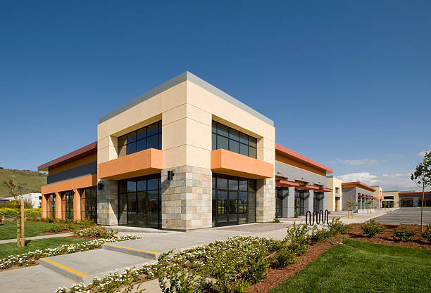 100,000+ Free Commercial Buildings & Building Images - Pixabay