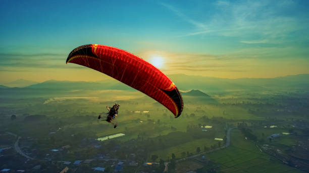 Free paramotor stock photos. Download the best free paramotor images at ...