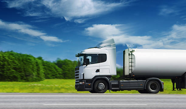 Diesel Truck Pictures | Download Free Images on Unsplash