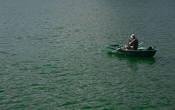 Free picture: Small fishing boat on the calm lake water