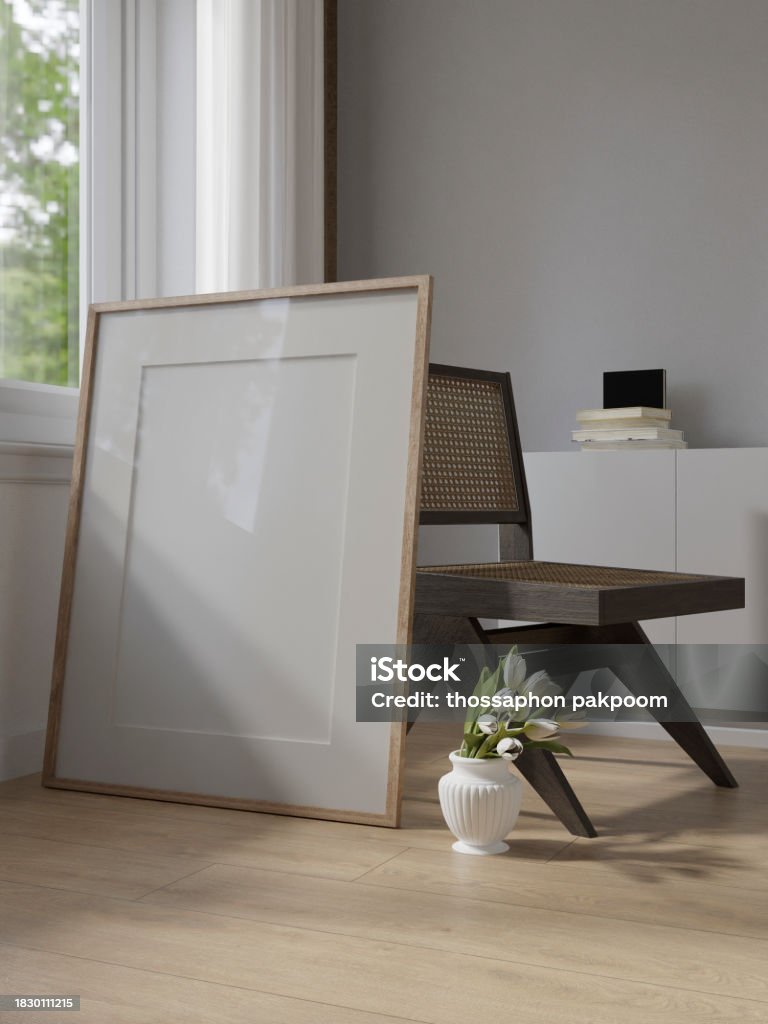 Mockup Poster Bingkai Kayu Dalam Gambar Kosong Interior Vertikal Di