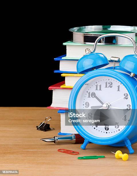 Back To School 컨셉입니다 흰색 바탕에 블랙 0명에 대한 스톡 사진 및 기타 이미지 0명 교육 노트 Istock