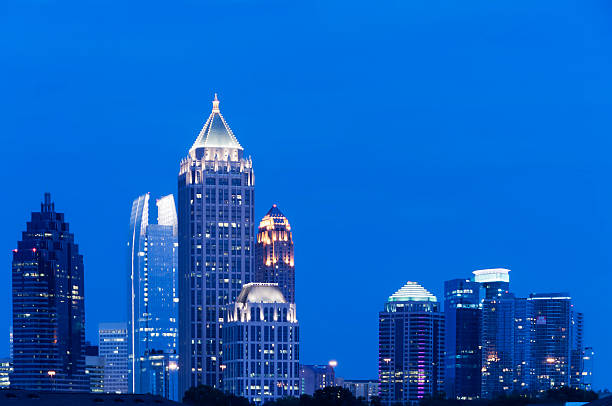 1.400+ De La Ciudad De Atlanta De Noche Fotografías de stock, fotos e ... 1.400+ De La Ciudad De Atlanta De Noche Fotografías de stock, fotos e ...