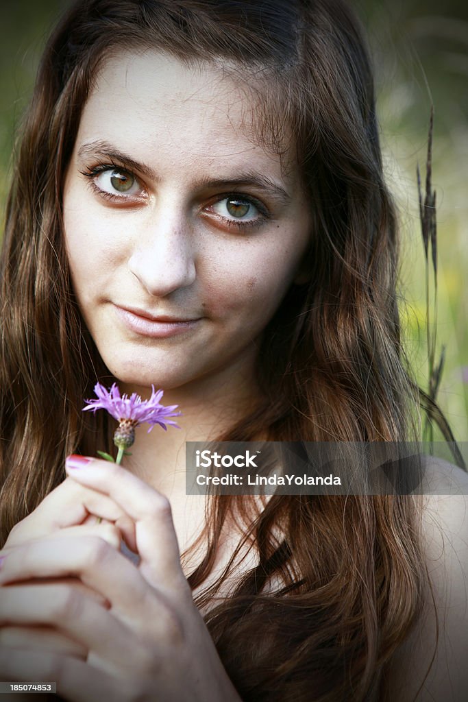 Potret Gadis Remaja Cantik Foto Stok - Unduh Gambar Sekarang - 16-17 ... Potret Gadis Remaja Cantik Foto Stok - Unduh Gambar Sekarang - 16-17 ...