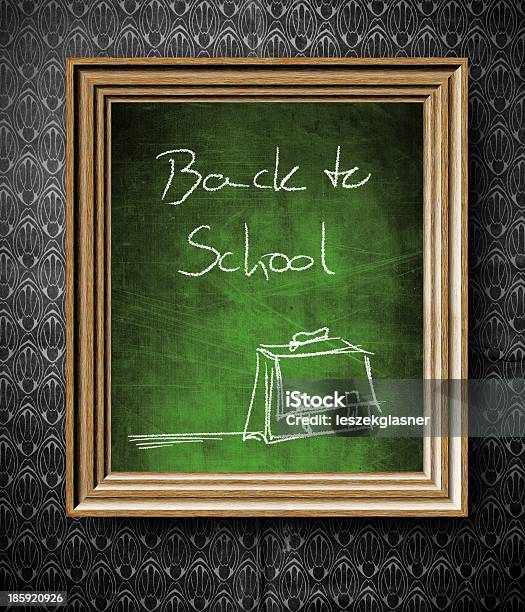 Back To School 칠판 올드 압살했다 프페임 교습에 대한 스톡 사진 및 기타 이미지 교습 낙서 드로잉 대학교