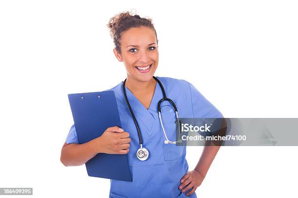 Dokter Muda Dengan Stetoskop Terisolasi Pada Latar Belakang Putih Foto ... Dokter Muda Dengan Stetoskop Terisolasi Pada Latar Belakang Putih Foto ...