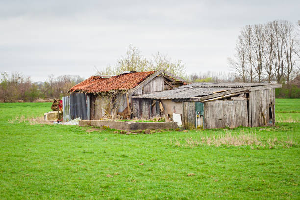 Free picture: abandoned, shed, farmhouse, decay, derelict, rural ...