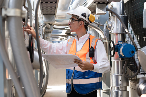 Engineers Are Inspecting A Large Building Or Industrial Facilitys ... Engineers Are Inspecting A Large Building Or Industrial Facilitys ...