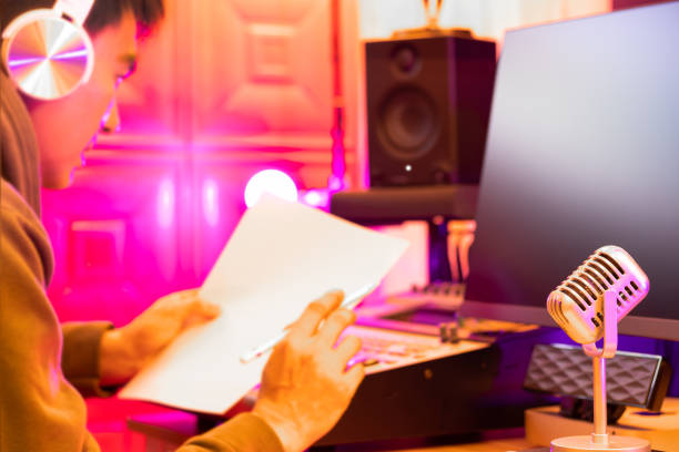 Free voice over stock photos. Download the best free voice over images ...