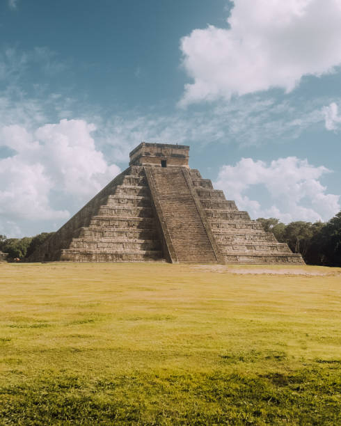 1,200+ El Castillo Vertical Stock Photos, Pictures & Royalty-Free ... 1,200+ El Castillo Vertical Stock Photos, Pictures & Royalty-Free ...