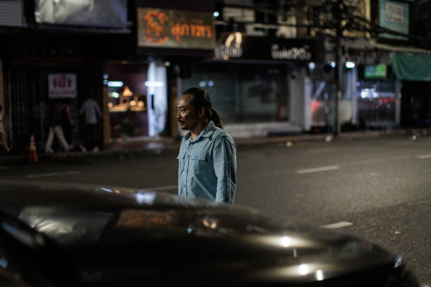 Free picture: Asia, street, car, asphalt, man, advertisement, shop