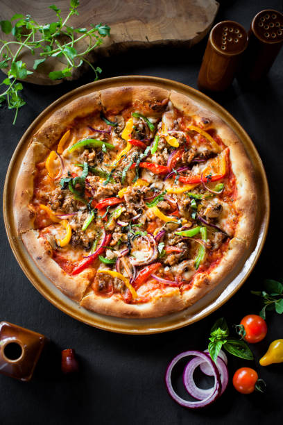 Free Pizza Photos - Food Images | Foodiesfeed