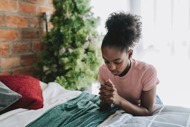 5,000+ Free Praying & Prayer Images - Pixabay