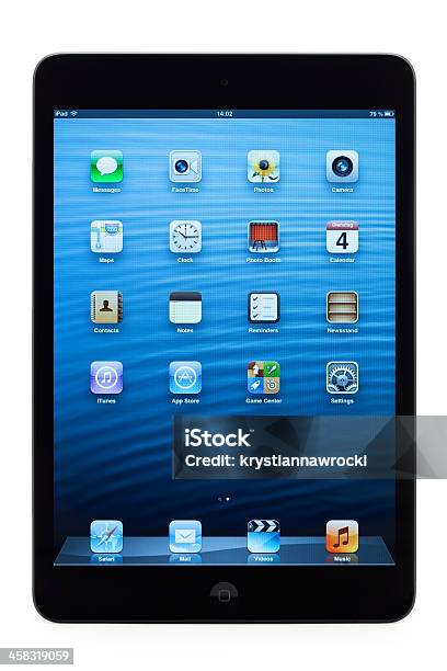 Ipad Mini 흰색 바탕에 그림자와 0명에 대한 스톡 사진 및 기타 이미지 0명 Lcd Ipad Istock