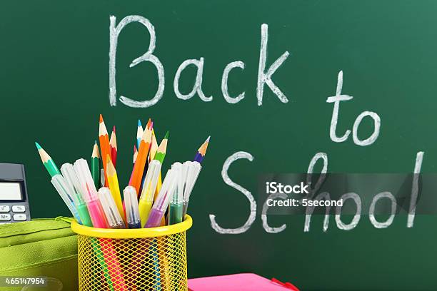 Back To School 공급 교재들과 Blackboard 0명에 대한 스톡 사진 및 기타 이미지 0명 2015년 개인