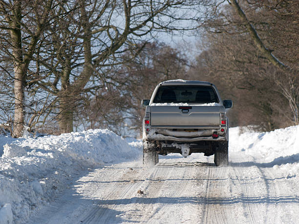 Winter Truck Pictures | Download Free Images on Unsplash