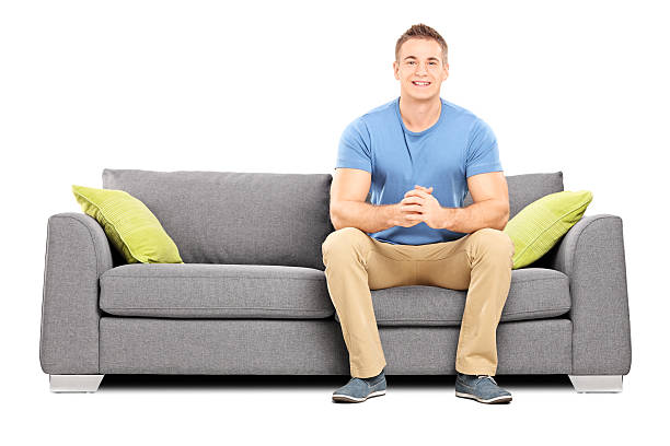 234.000+ Hombre Sentado En Sofa Fotografías de stock, fotos e imágenes ... 234.000+ Hombre Sentado En Sofa Fotografías de stock, fotos e imágenes ...