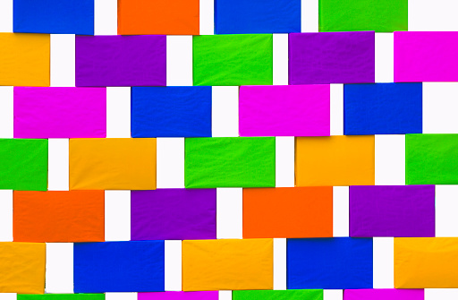 Papier Falten Mehrfarbiges Hintergrund Der Bunte Papier Gefaltet ... Papier Falten Mehrfarbiges Hintergrund Der Bunte Papier Gefaltet ...