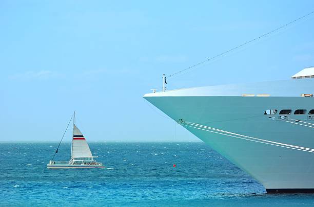 Small Ship Pictures | Download Free Images on Unsplash