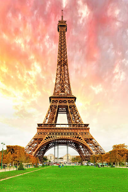 Effel Tower Pictures | Download Free Images on Unsplash