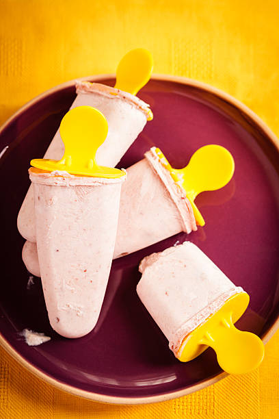 230+ Paletas De Yogurt Helado Fotografías de stock, fotos e imágenes ... 230+ Paletas De Yogurt Helado Fotografías de stock, fotos e imágenes ...
