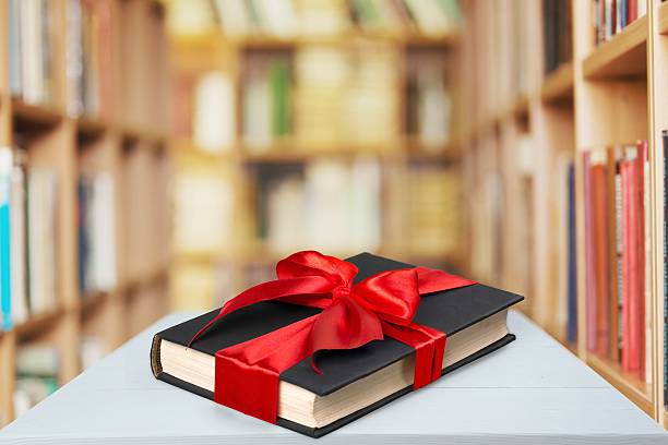 Book Gift Pictures | Download Free Images on Unsplash