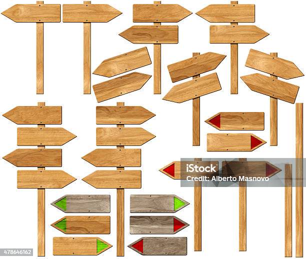 Set Tanda Kayu Terarah Dengan Tiang Foto Stok Unduh Gambar Sekarang