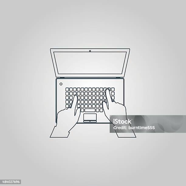 Tangan Bisnis Pada Keyboard Komputer Notebook Dengan Layar Terbuka