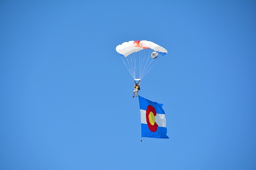 Skydiver 휴대용 콜로라도 주 기 2015년에 대한 스톡 사진 및 기타 이미지 2015년 낙하산 부대원 낙하산 항공
