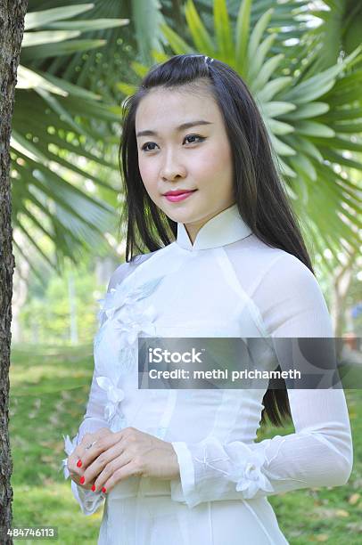 ベトナムの少女 アオザイのストックフォトや画像を多数ご用意 アオザイ ベトナム アジア大陸 Istock