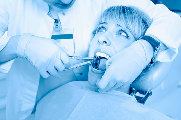 Tooth Extraction Pictures | Download Free Images on Unsplash