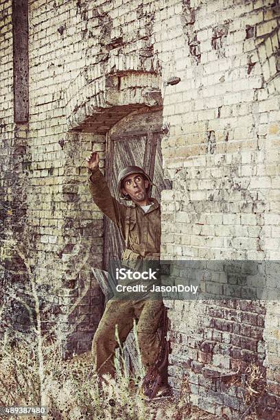 World War Ii Us Army 병정 던지기 핸드 유탄 수류탄에 대한 스톡 사진 및 기타 이미지 수류탄 Ve Day