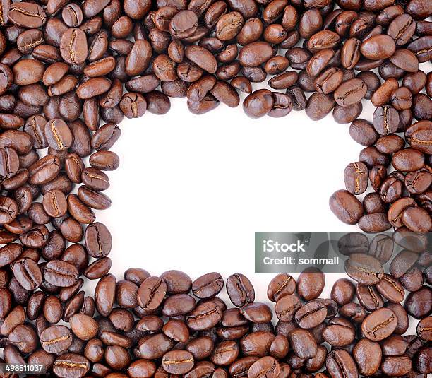 Coffee Bean 흰색 바탕에 흰색 배경 0명에 대한 스톡 사진 및 기타 이미지 0명 갈색 구이 Istock