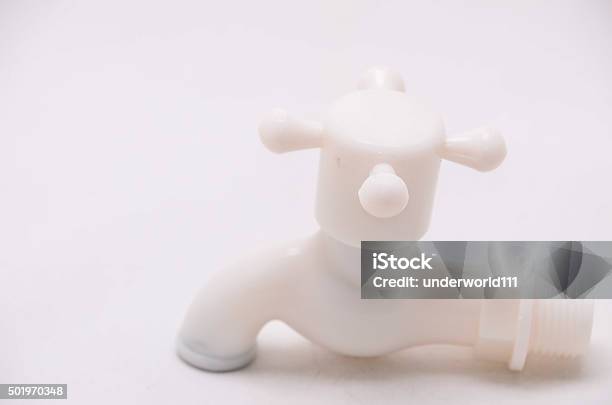 Pvc 플라스틱 저수시설 수도꼭지 0명에 대한 스톡 사진 및 기타 이미지 0명 2015년 사진 이미지 Istock