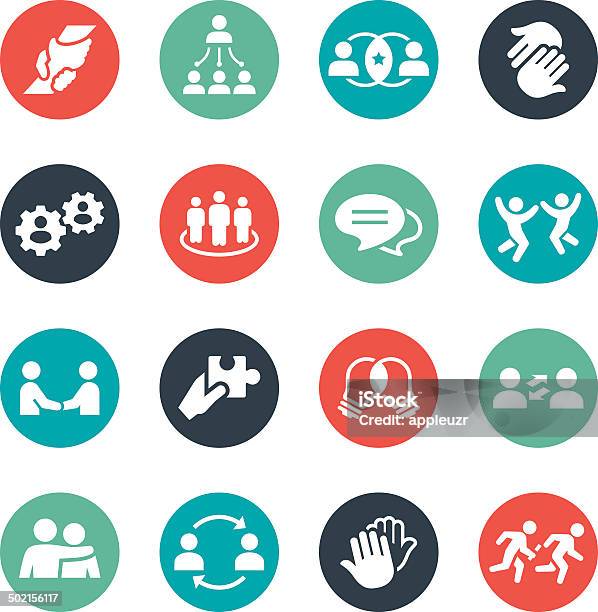 Teamwork Circle Icons向量圖形及更多人圖片 人 伸出援手 協助 Istock