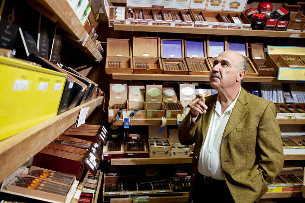 Smoke Shop Pictures | Download Free Images on Unsplash