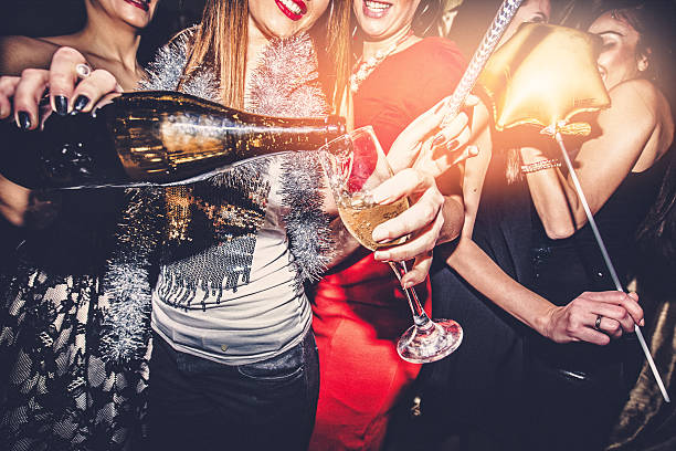 14 400 Soiree Entre Filles Photos Taleaux Et Images Libre De Droits Istock