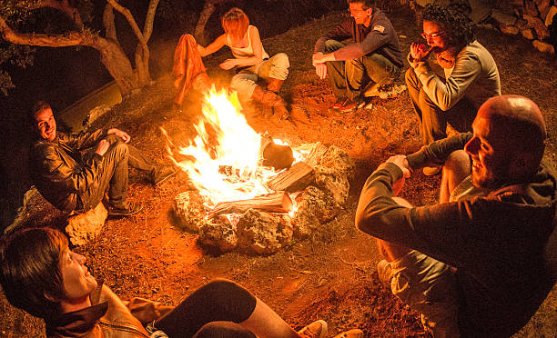 Campfire People Pictures | Download Free Images on Unsplash