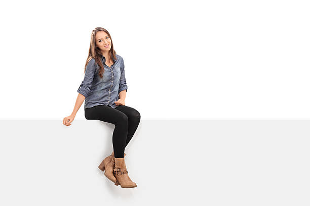 Sitting Woman Pictures | Download Free Images on Unsplash