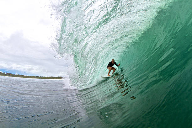 Wave Barrel Pictures | Download Free Images on Unsplash