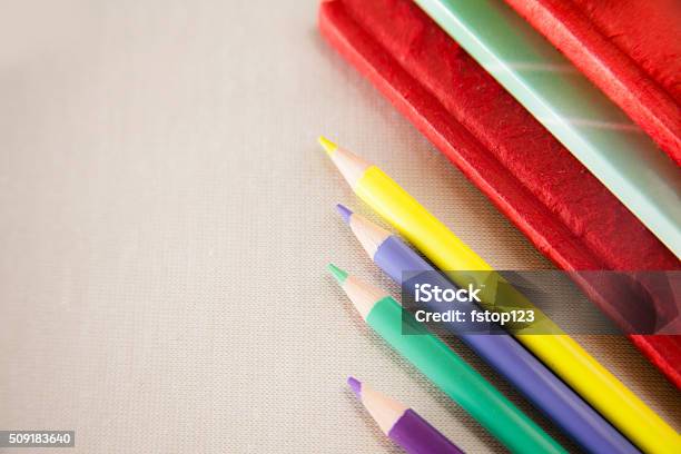 Back To School 교육 색상화 자루 교재들 0명에 대한 스톡 사진 및 기타 이미지 0명 개체 그룹 교육 Istock