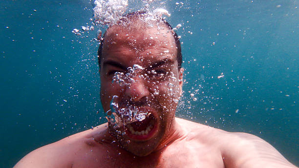 Screaming Underwater Pictures | Download Free Images on Unsplash