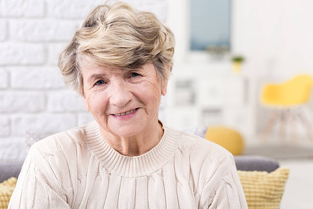 Old Woman Portrait Pictures | Download Free Images on Unsplash