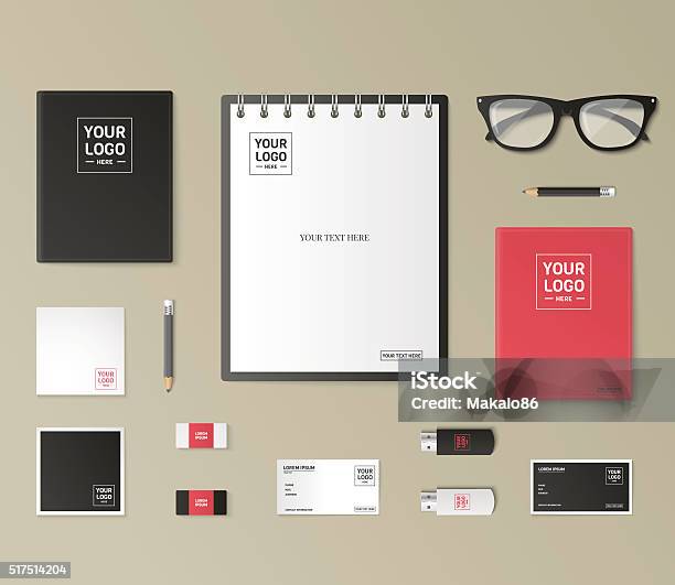 Mock Up Vector Set向量圖形及更多一組物體圖片 一組物體 實體模型 小冊子 Istock